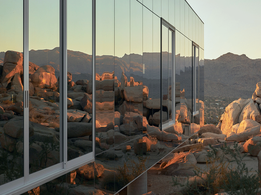 Invisible House in Joshua Tree, California | Flos Official Shop