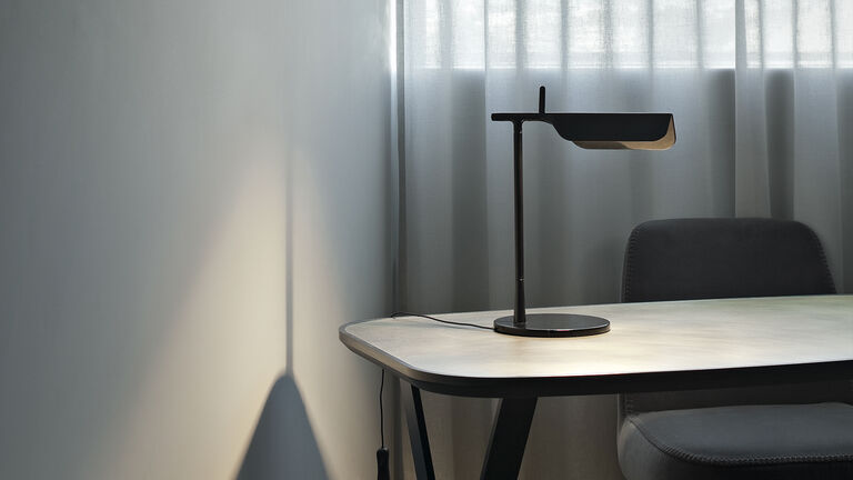 Contemporary and Modern workspace lighting | Flos Official Shop