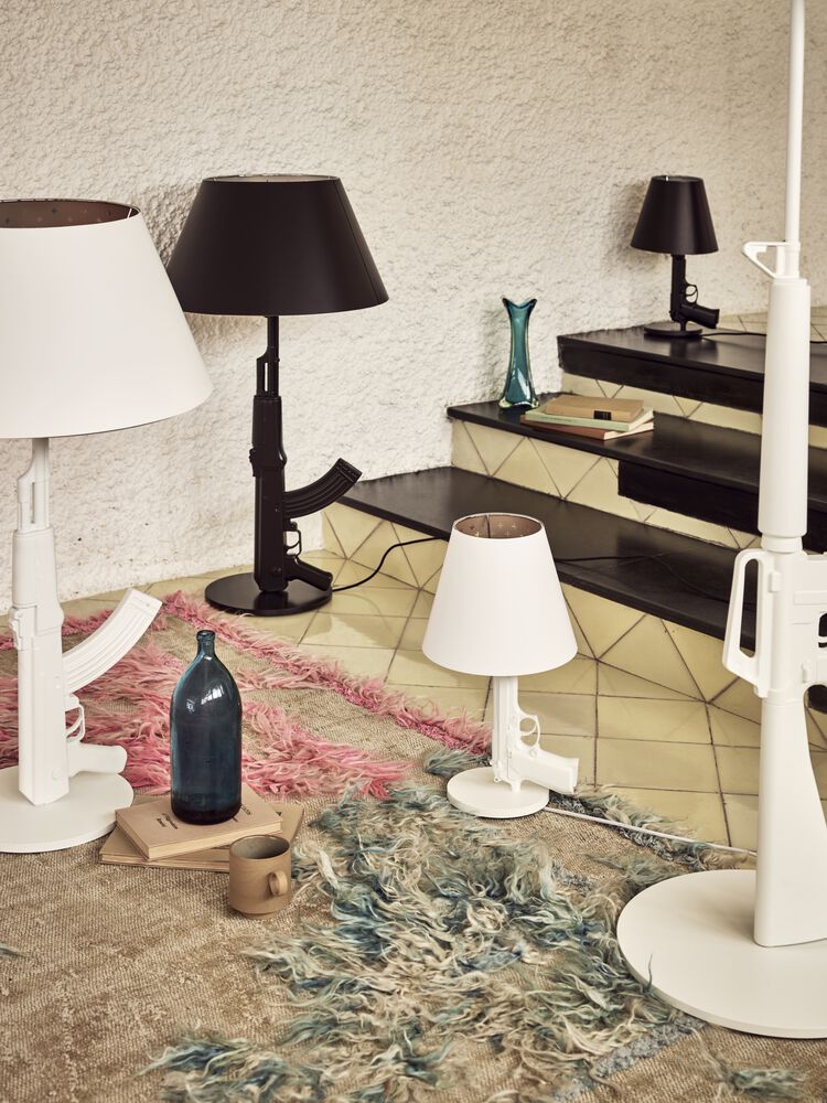 Flos Official Online Store | Get your Gun Lamp Personally Signed by Starck