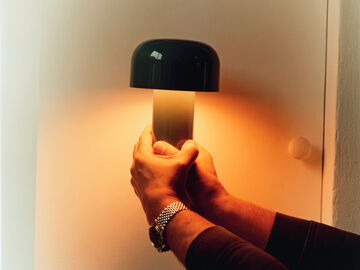 Bellhop Table Lamp | Flos USA