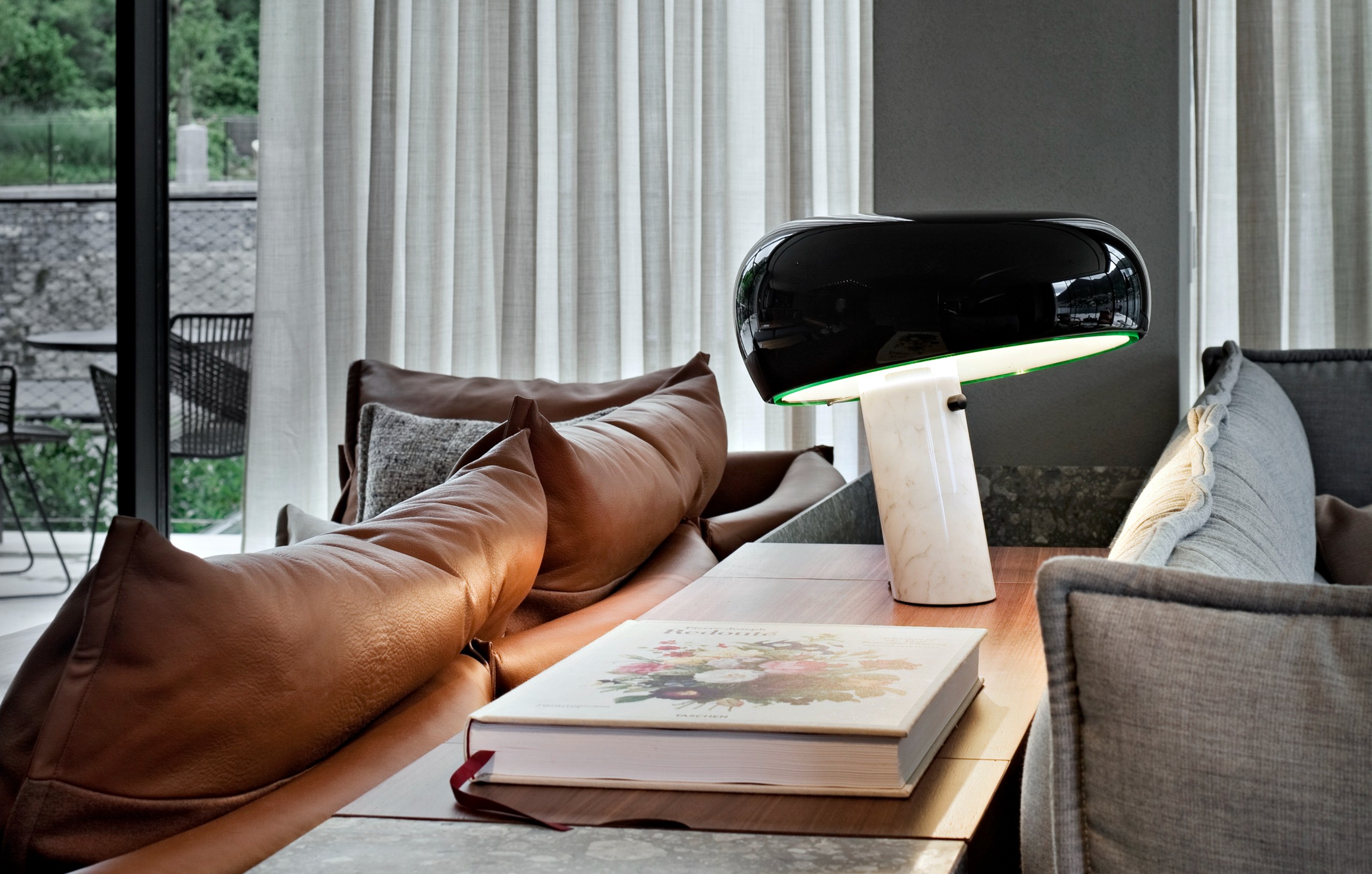 Modern Lamps for Outdoor spaces | Flos Official Shop