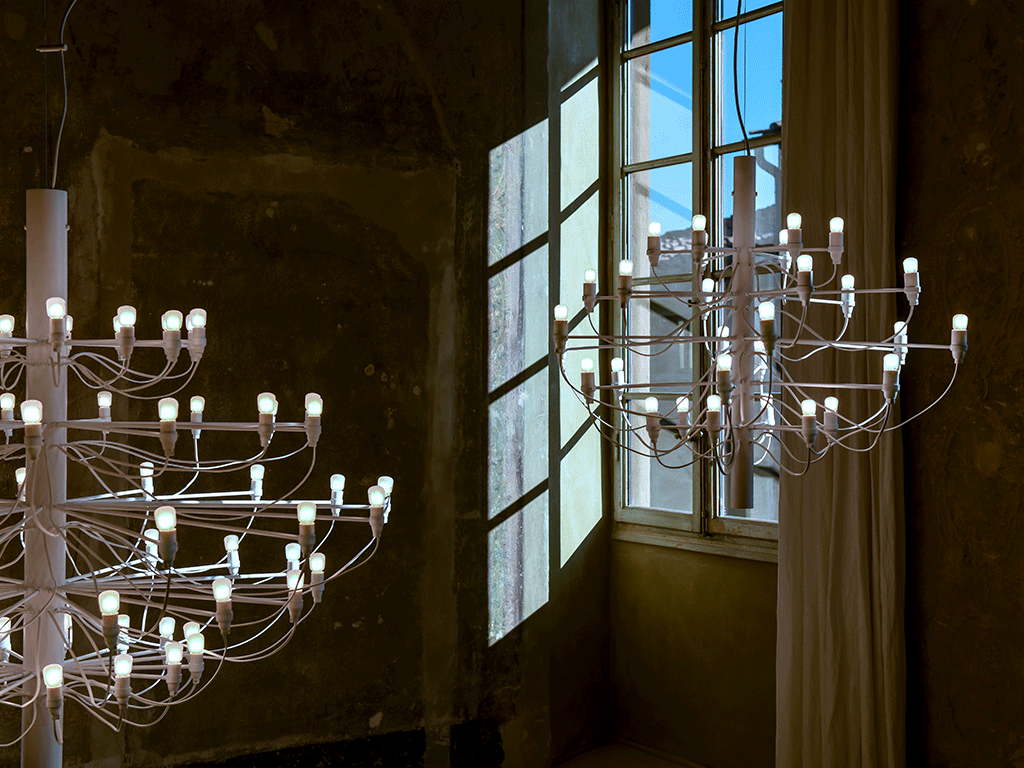 2097 White by Gino Sarfatti Chandelier I Flos Official Shop